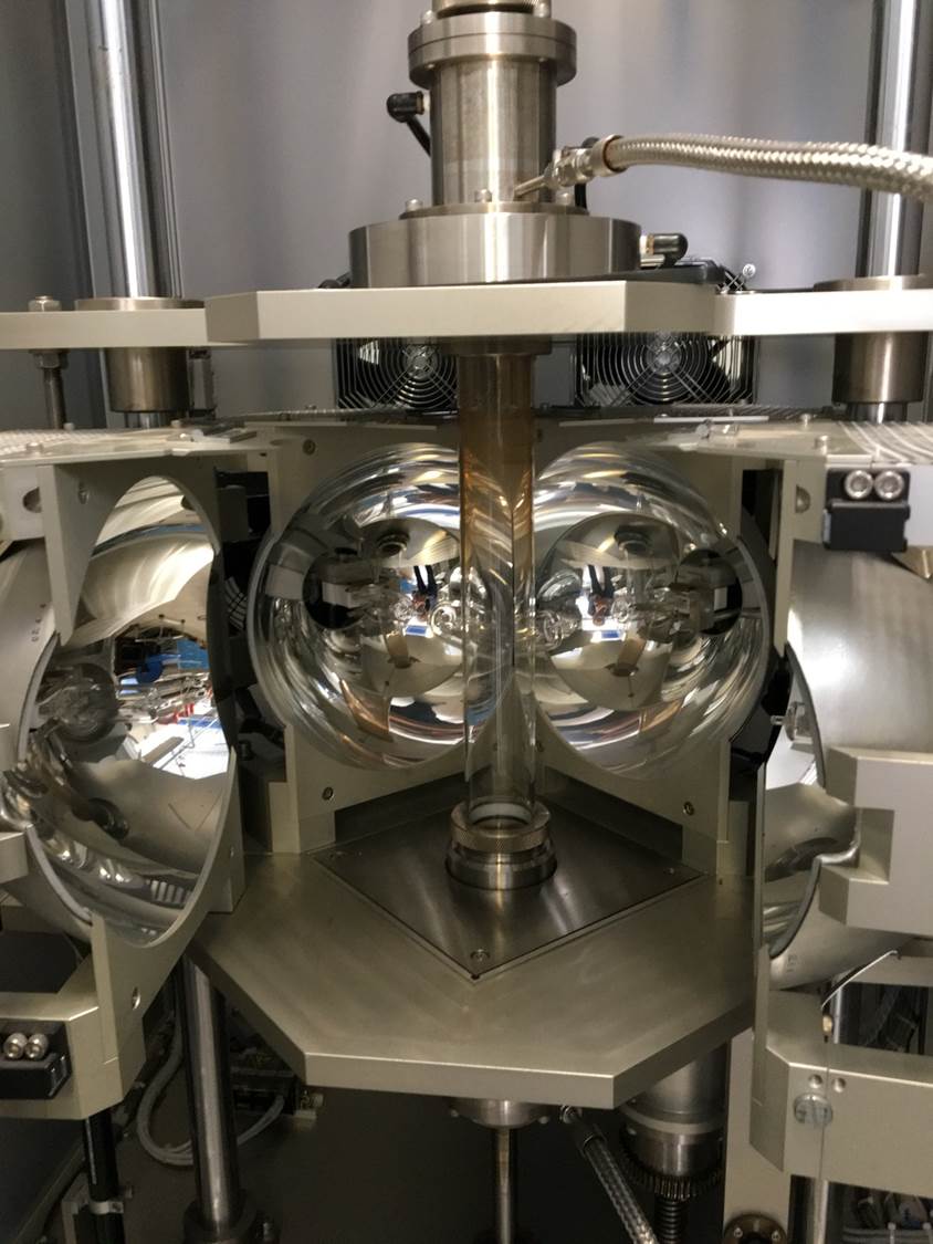 Mirror furnace - Section for Functional Oxides
