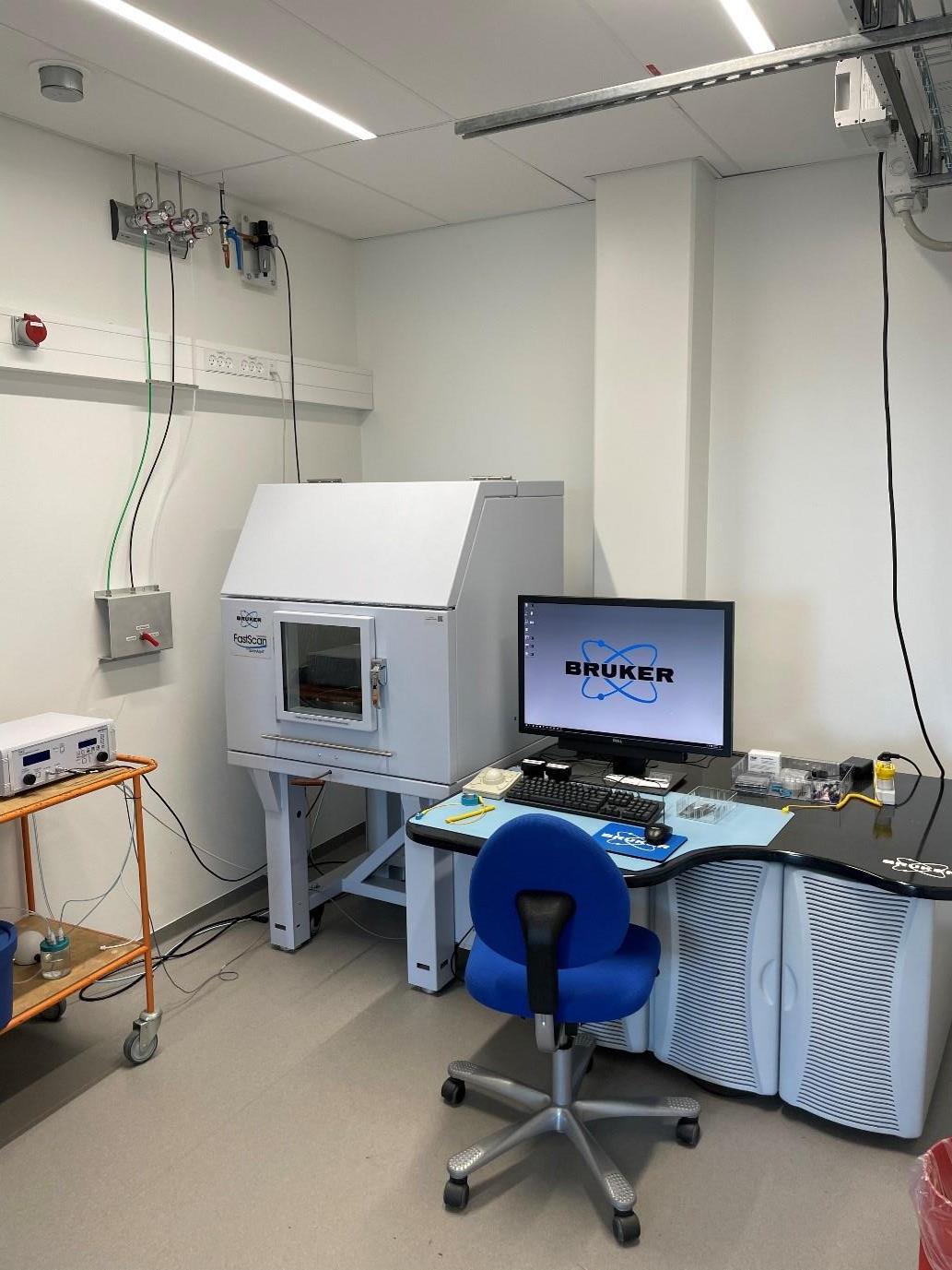 Dimension FastScan AFM - Section for Functional Oxides